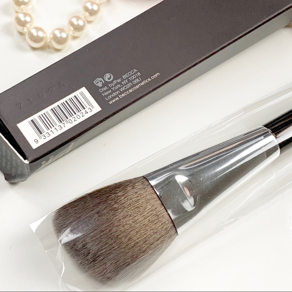 BECCA | Makeup | Becca Angled Highlighting Brush | Poshmark